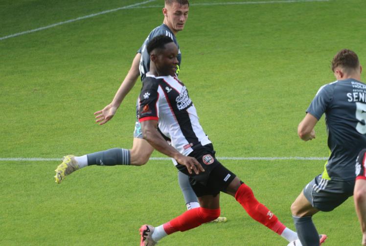 FA Cup first round: Maidenhead United 1-2 Crawley Town (Extra time ...