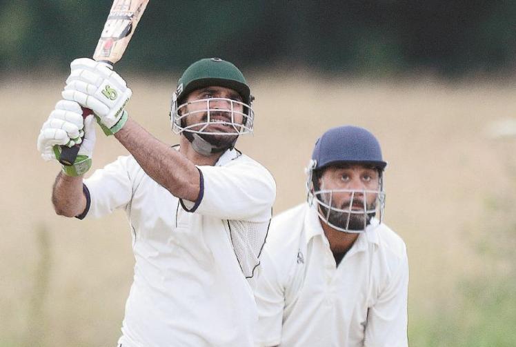 Burnham CC lift Julian Cup after 35 run success over Marlow CC at Boyne ...