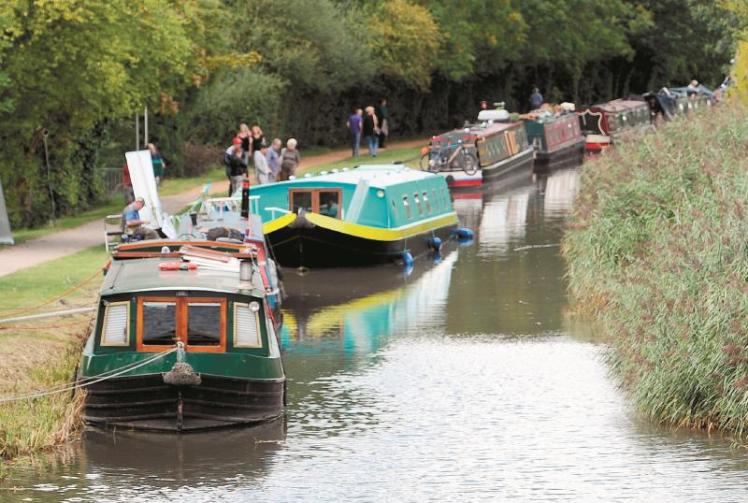 Scenic boat trips available all weekend at Slough Canal Festival ...