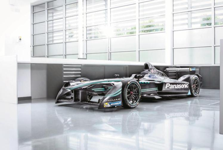 Jaguar returns to racing with I-Type - Photo 1 of 1 - Maidenhead Advertiser