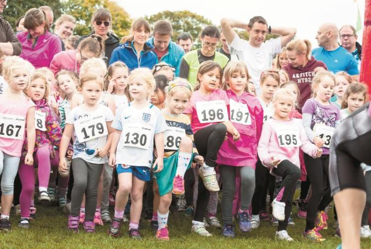 Thousands raised at Twyford charity fun run - Photo 1 of 1 - Maidenhead ...