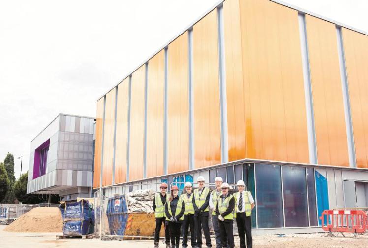 Slough Borough Council leader visits The Centre construction site ...
