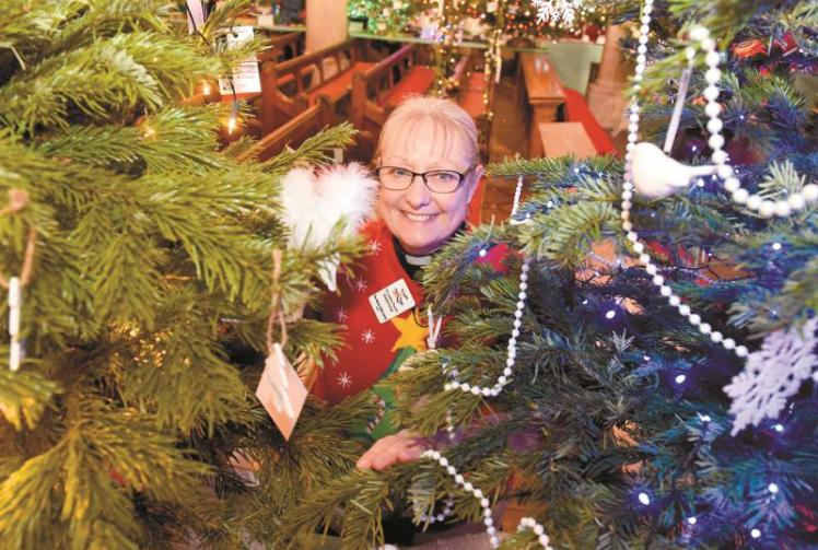 Maidenhead church set to transform for Christmas Tree Festival ...