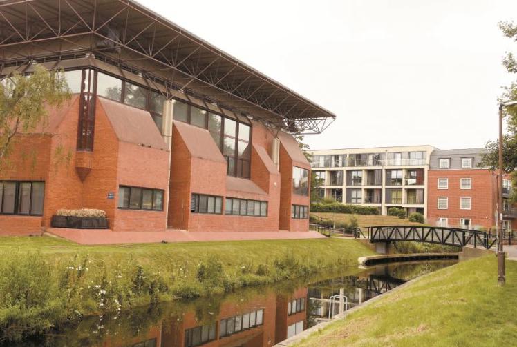 Crime and thriller author David Palin to visit Maidenhead Library ...