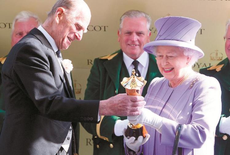 The Queen was British horse racing's greatest patron - Photo 1 of 1 ...