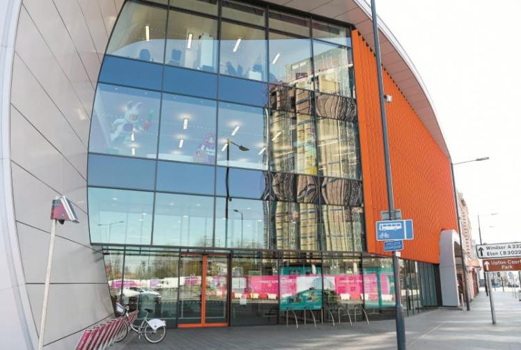 Modern public phone hubs set for Slough town centre if council agrees ...