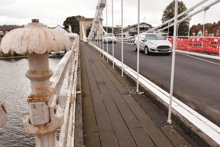 Overnight closures planned for Marlow Bridge ahead of full inspection ...