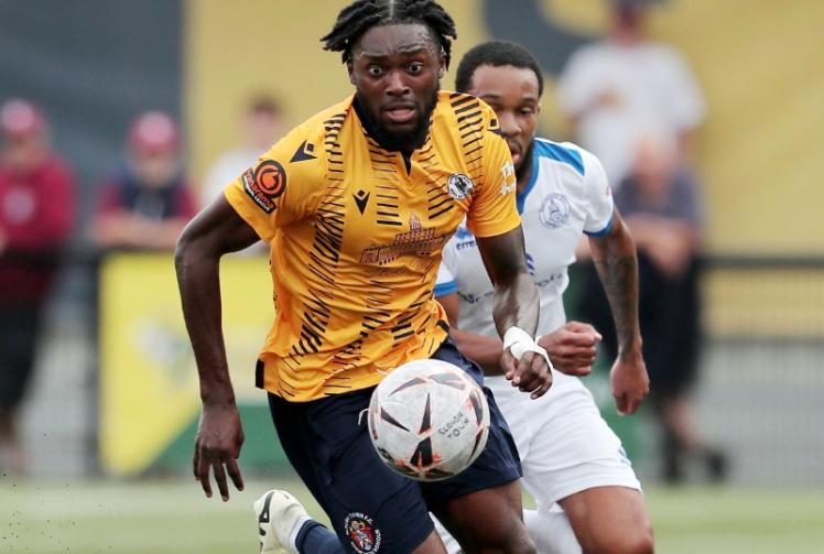 Slough Town boss Davies wants to put a smile back on fans' faces after ...