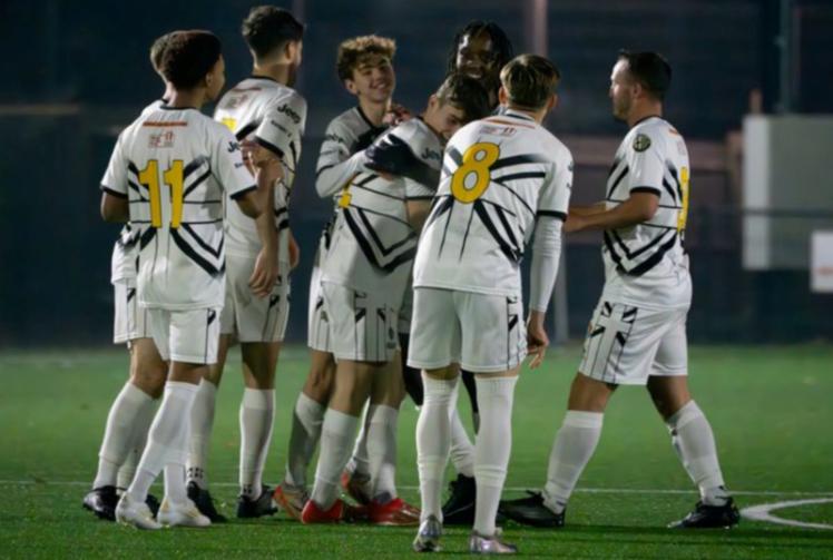 Henry's strike sees Windsor salvage a point from trip to Chalfont St ...