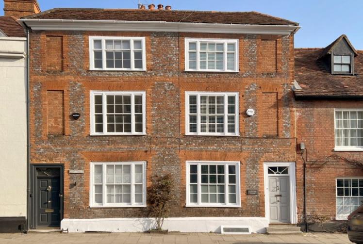 Townhouse that’s stone’s throw from historic theatre - Maidenhead ...