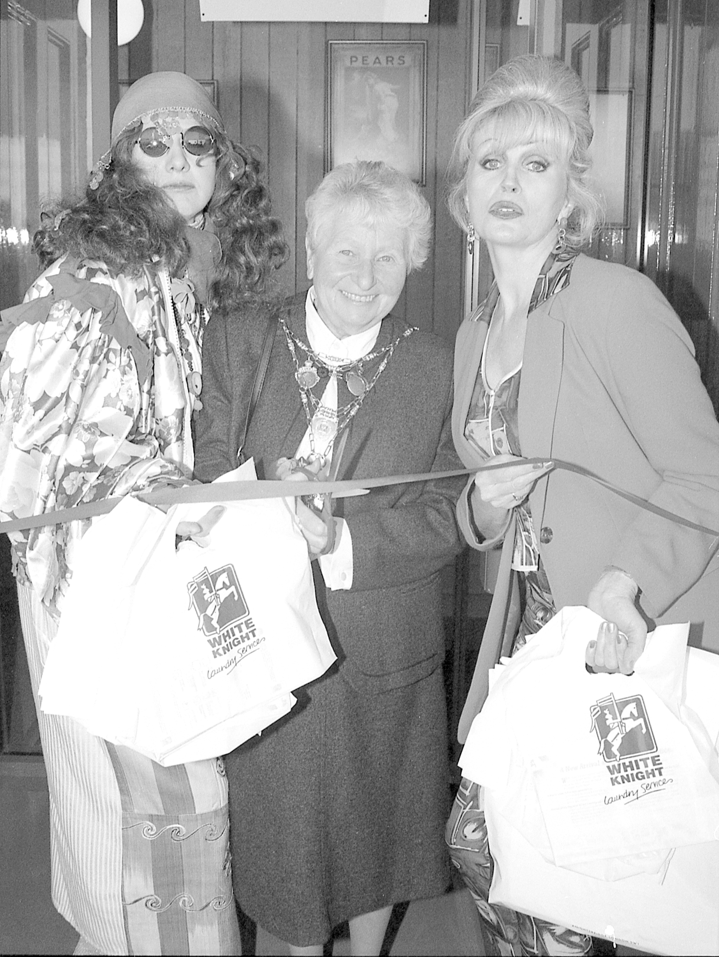 Remember When: Pooch received a haircut from 'Teasy Weasy' Raymond ...