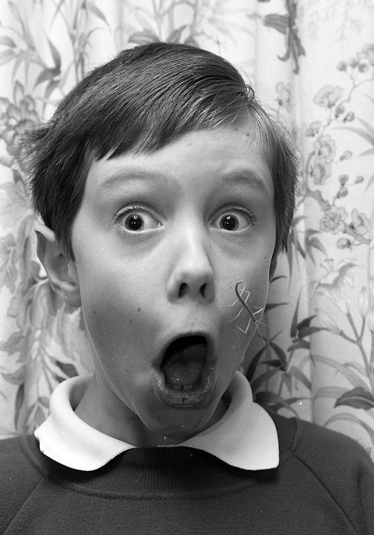 Remember When: Roger Moore arrived in style - Photo 1 of 1 - Maidenhead ...