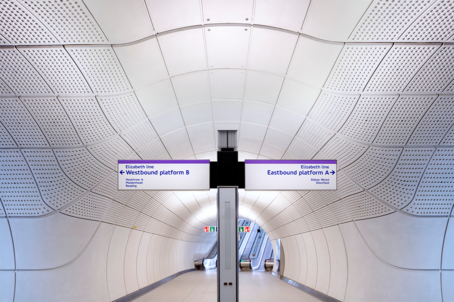 'Historic moment' as Crossrail opens to first passengers - Photo 1 of 1 ...