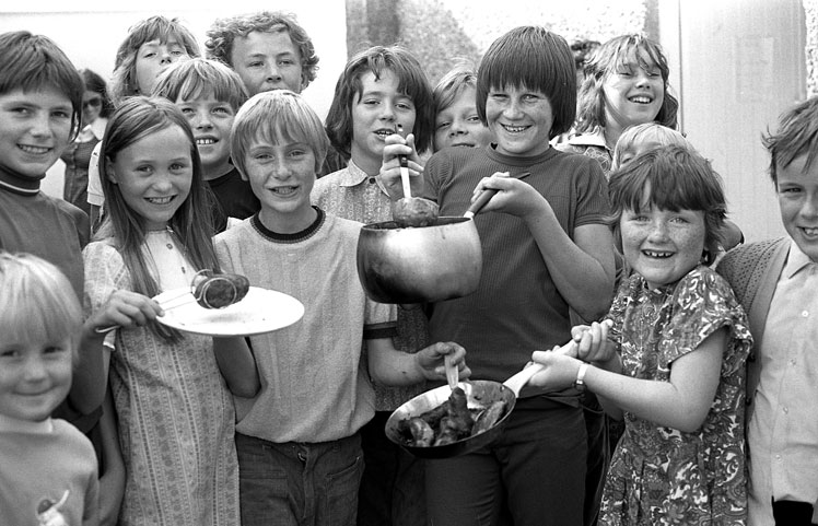 Remember When: Bank holiday fun at Timbertown and Littlewick Show ...