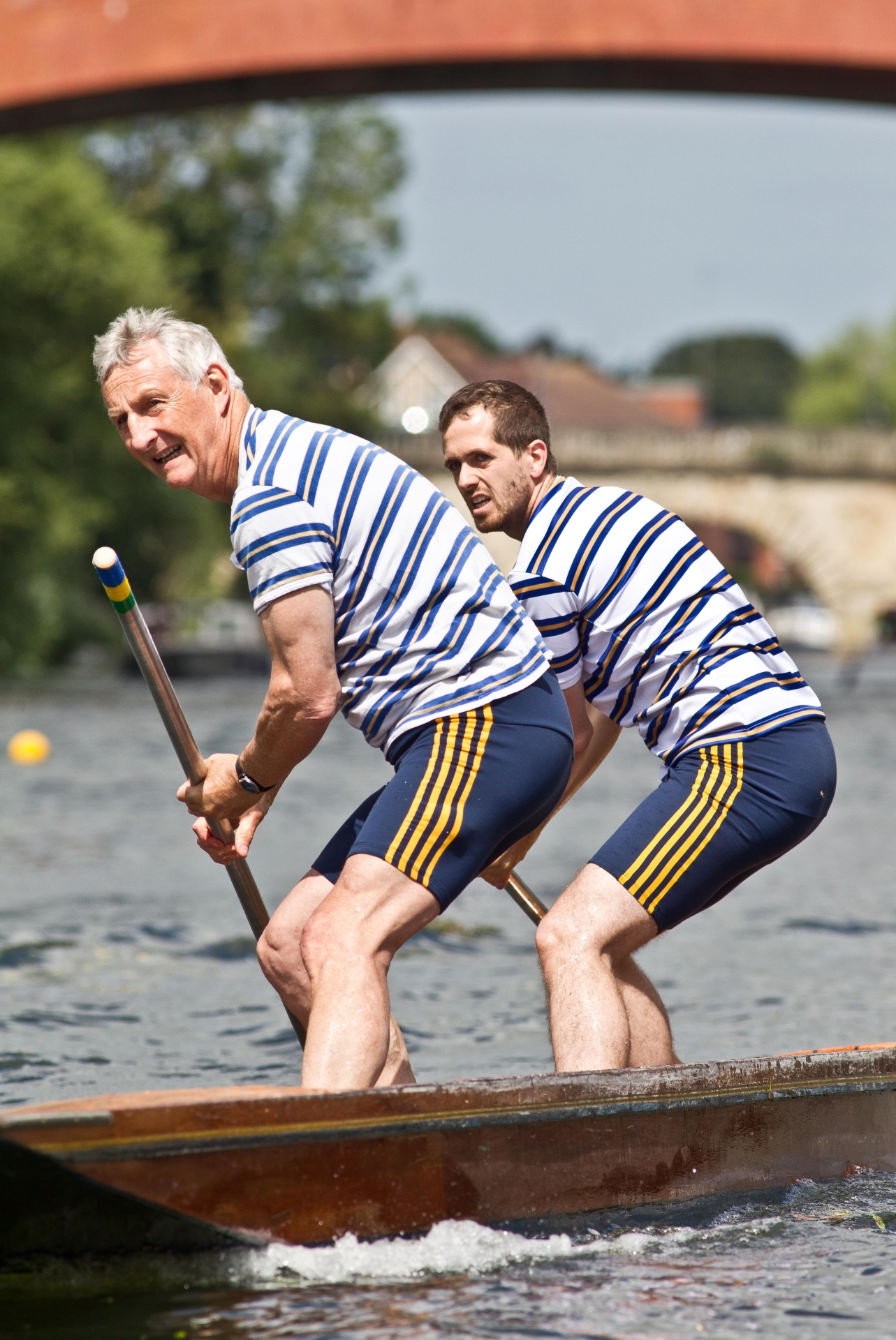 Racing punting: The ‘die hard’ boatmen keeping Maidenhead’s once famous ...
