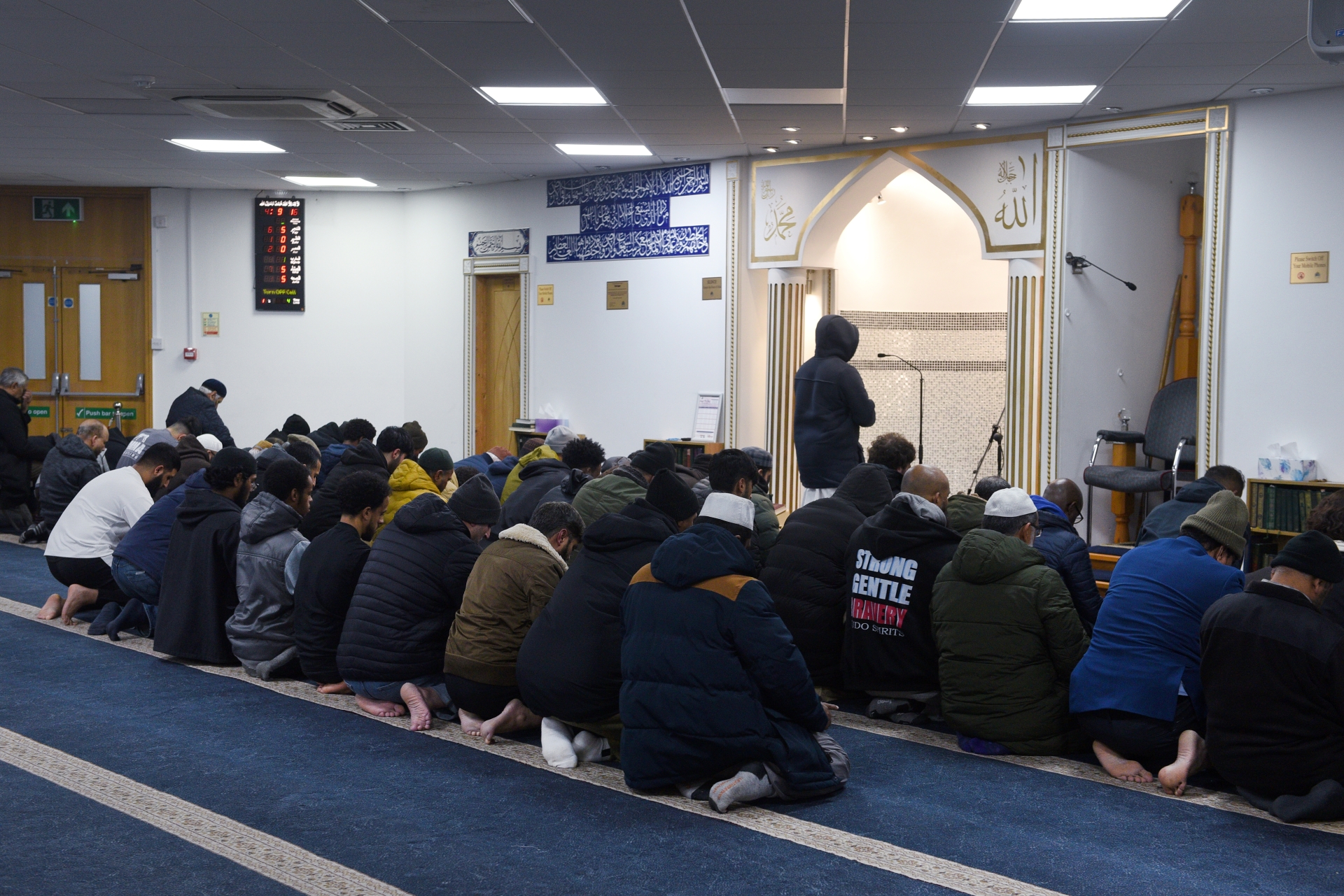 Slough mosque hopes to 'build bridges' with open day this weekend ...